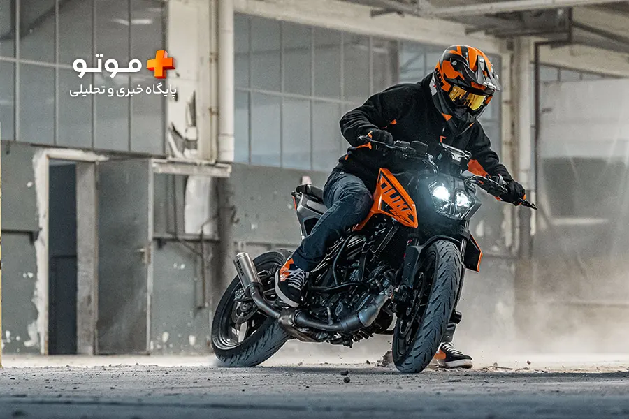 KTM دوک 125 2024 با آپدیت‌های خفن نسبت به مدل قبلی - پلاس موتو | plusmoto